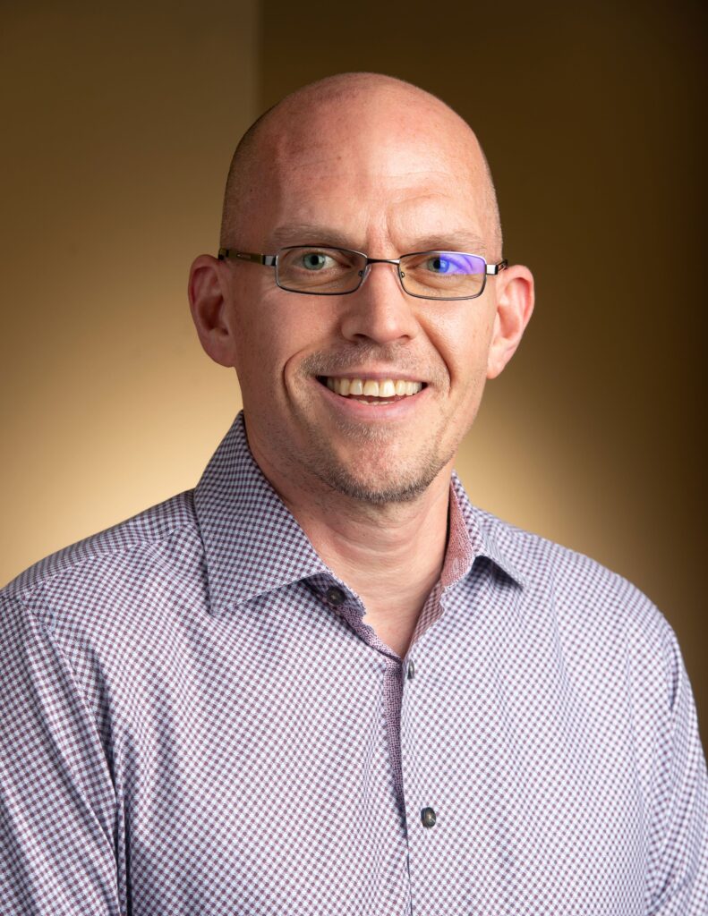 Who We are – PIONEERING EVOLUTION